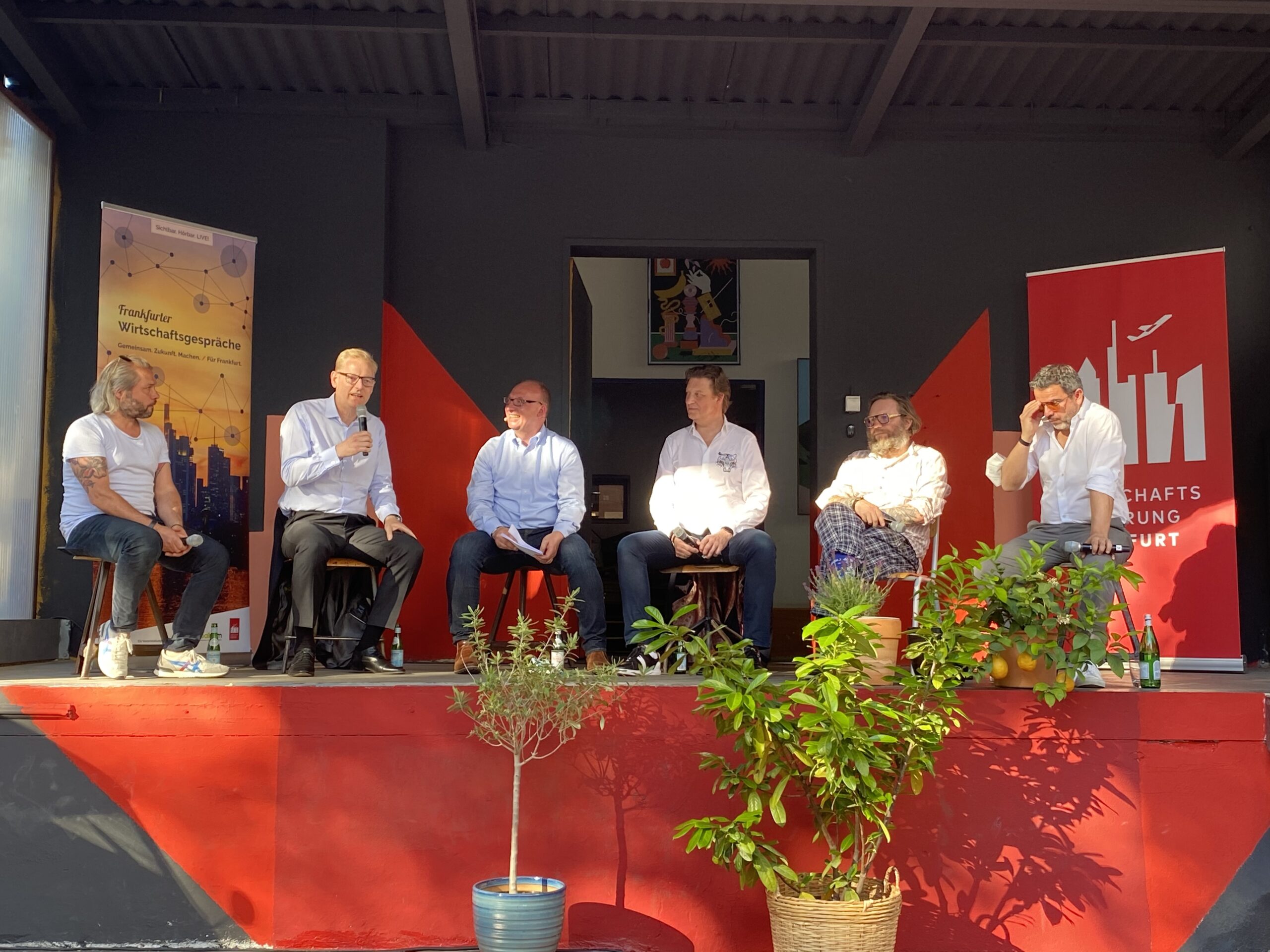 Auftakt vor Ort: ‚Frankfurter Wirtschaftsgespräch‘ mit Stadtrat Frank ...