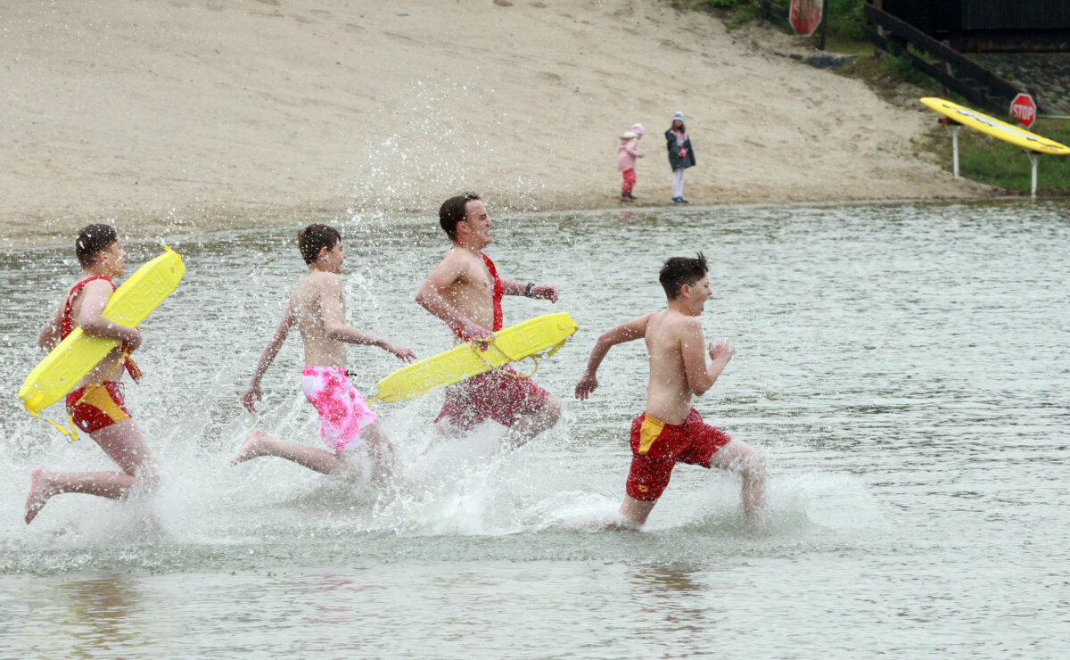 Rodgau: Regnerische Badesee-Eröffnung soll sonnige Saison garantieren ...