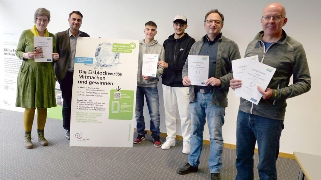 Kreis Groß-Gerau: Kreisbeigeordneter Adil Oyan zeichnet Sieger der ...